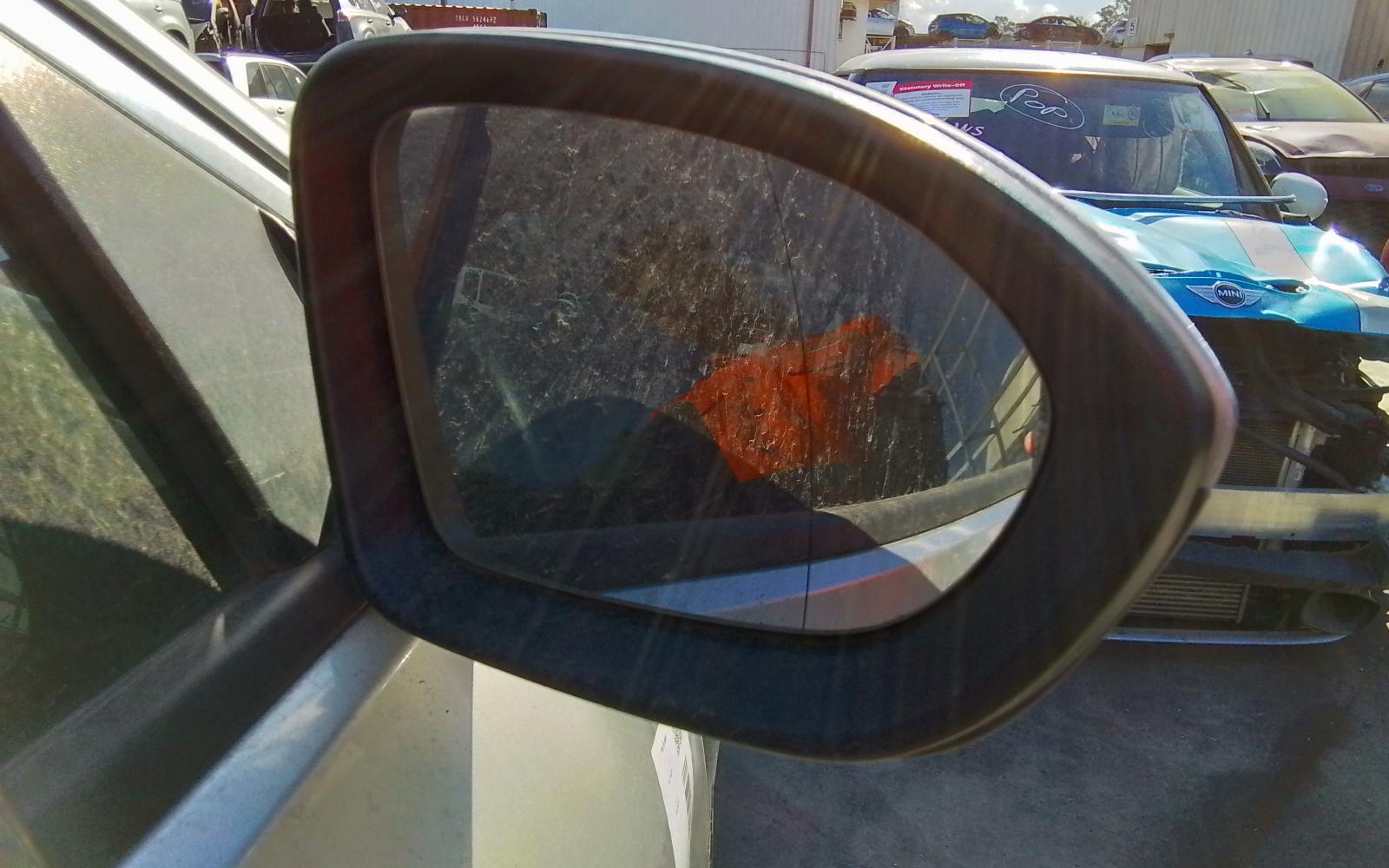 Right Rear Door Sliding Commodore Holden 2019